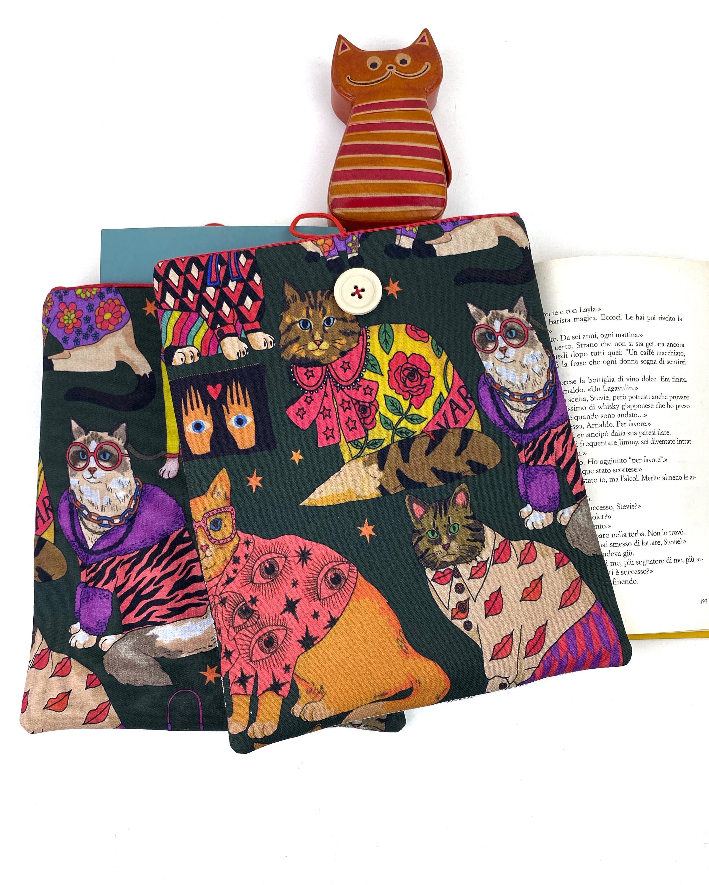 Book Cover Cats, Padded Book Protector, Pochette Livre, Book Sleeve ...
