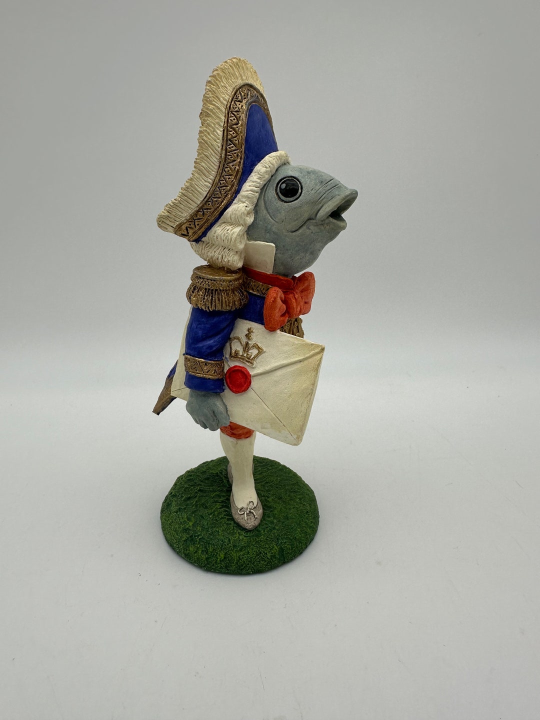 Rare 1993 Goebel Alice in Wonderland fish Footman Figurine in Original ...