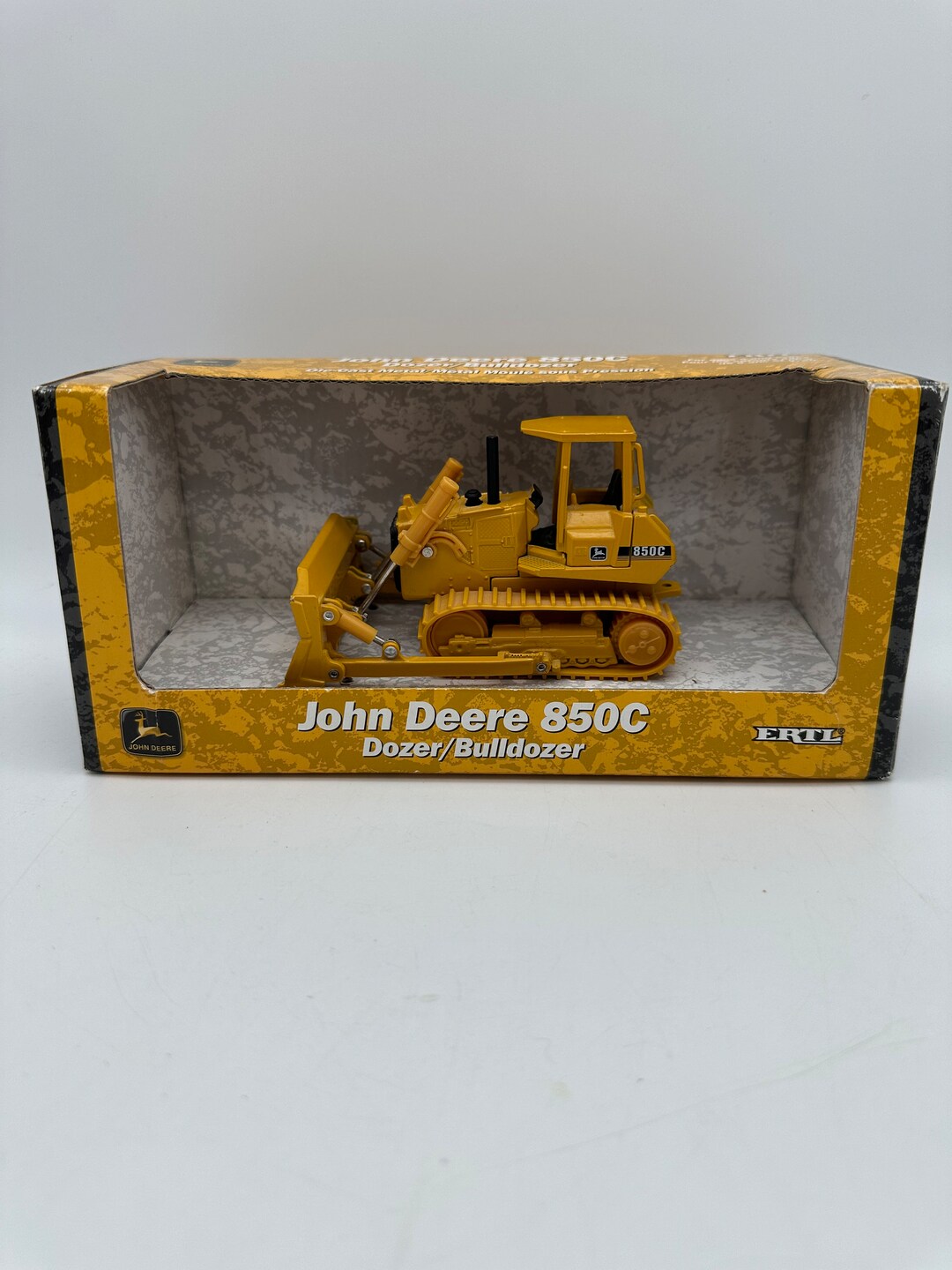 2001 Ertl Die-cast 1/50 Scale Model John Deere 850C Dozer - Etsy