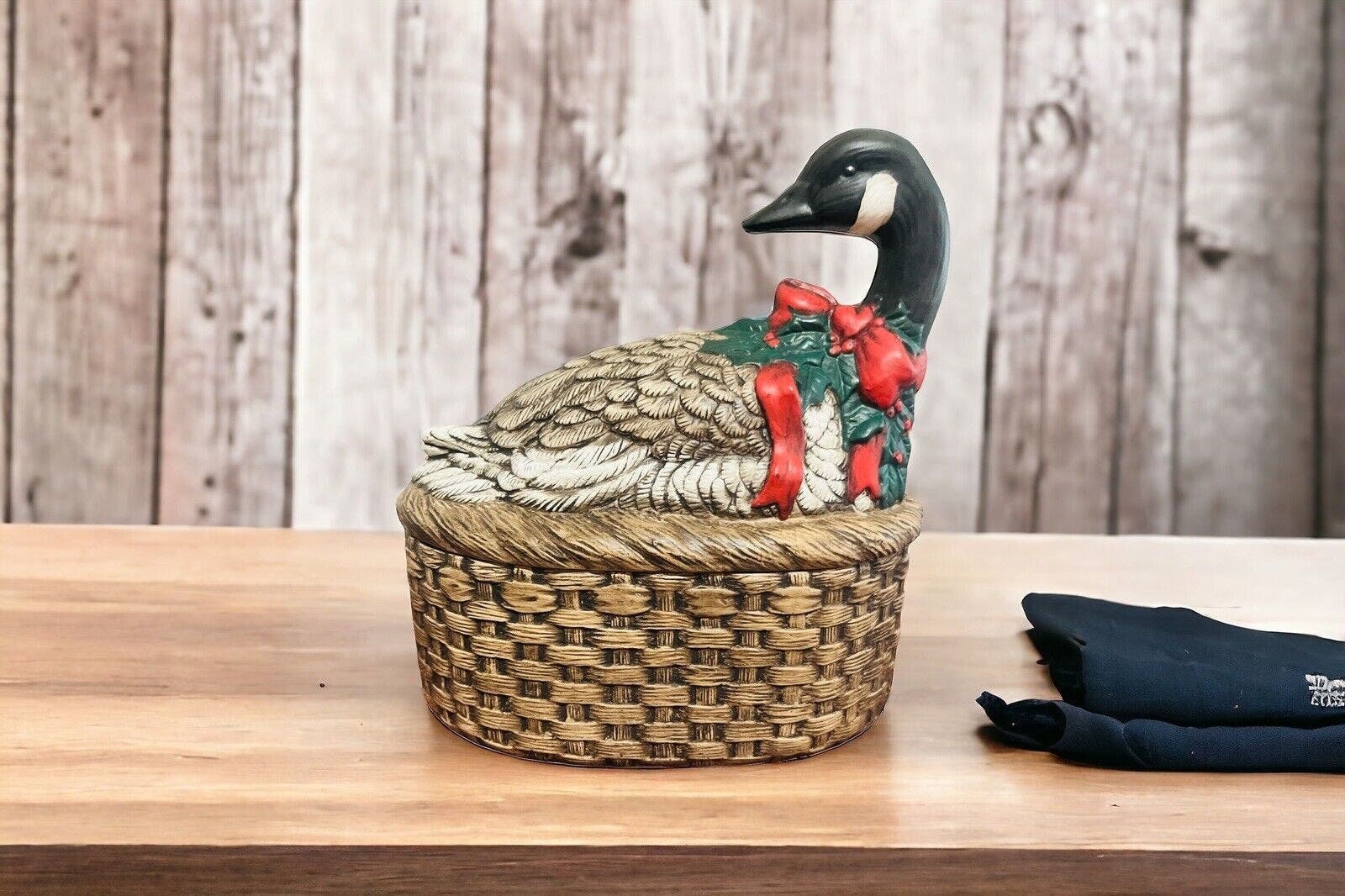 Vintage Christmas Canadian Goose Hand Painted Ceramic Candy Dish ...