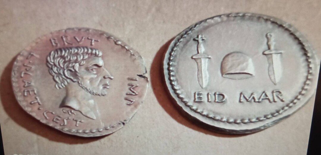 Brutus Eid Mar Aureus Coin Denarius Denarius Brut Caesar Pewter ...