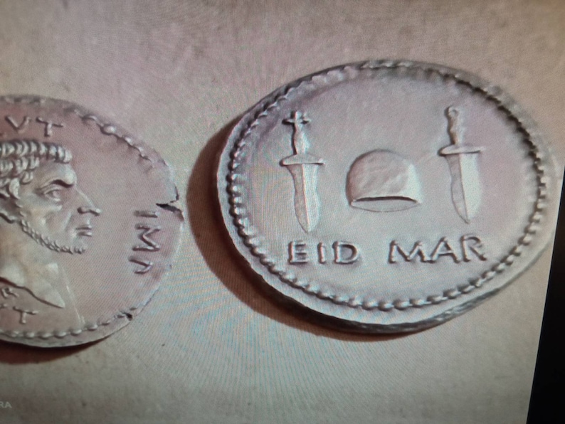 Brutus Eid Mar Aureus Coin Denarius Denarius Brut Caesar Pewter ...