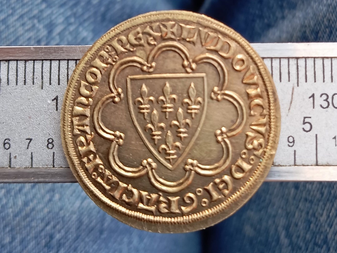 Shield Saint Louis IX Templars Crusader Crusader Reproduction Denarii ...