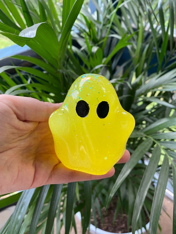 Big Ghost Figurine customizable - Etsy