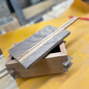 Perfectly Imperfect Wood Spline Box - Etsy