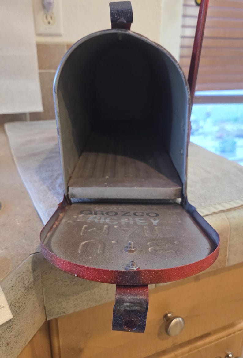 Vintage R- Painted Mailbox, Steel City Corp, Youngs OH. - Etsy
