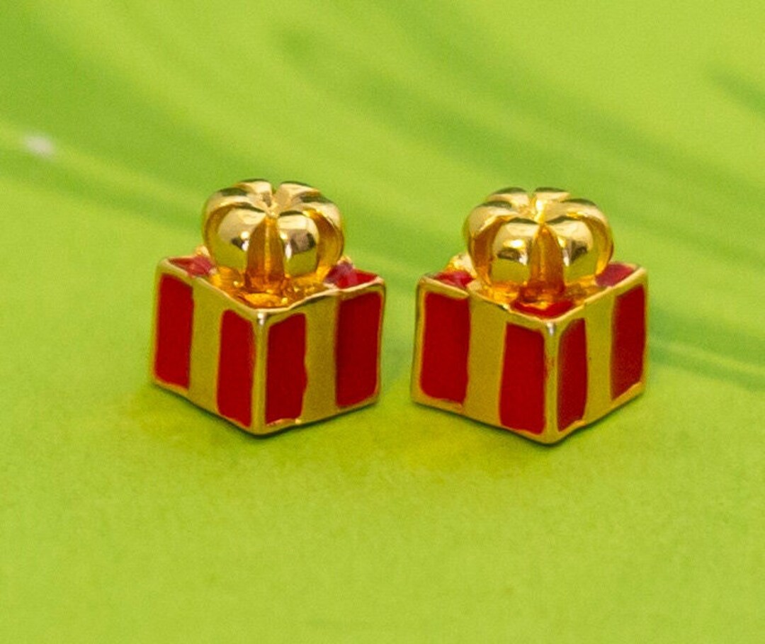 Vintage Little Gift Boxes Stud Earrings by Avon - W22 - Etsy