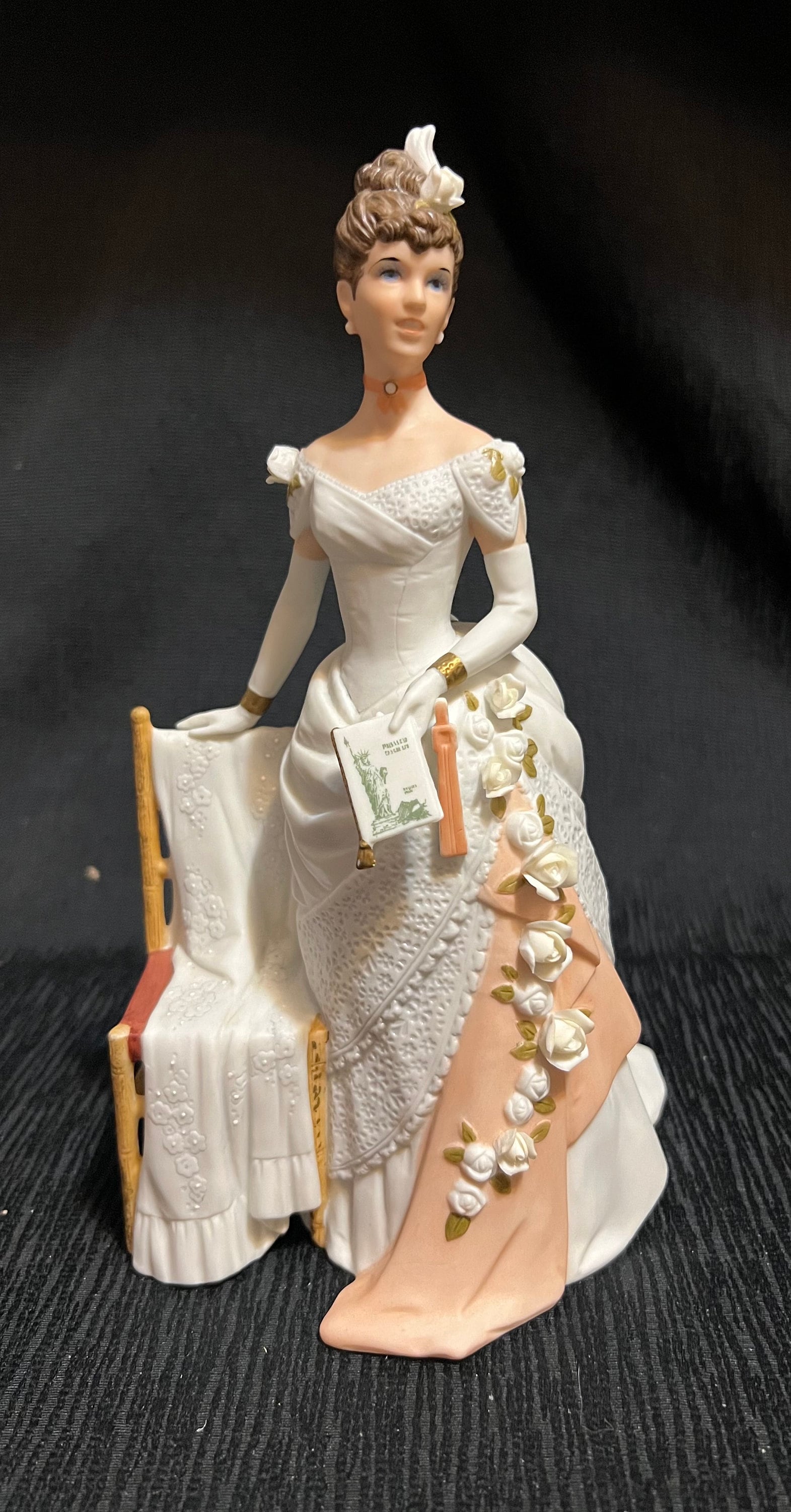 1986 Avon Mrs Albee Award Figurine Full Size No Box - Etsy