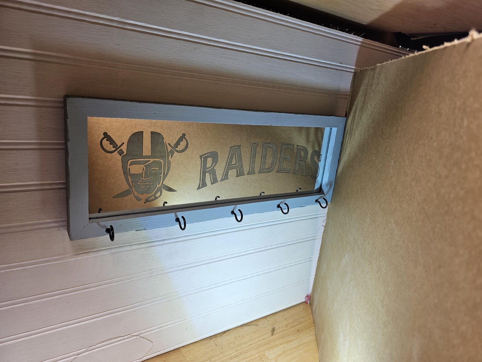 Raiders Wall Mount Key Holder - Etsy