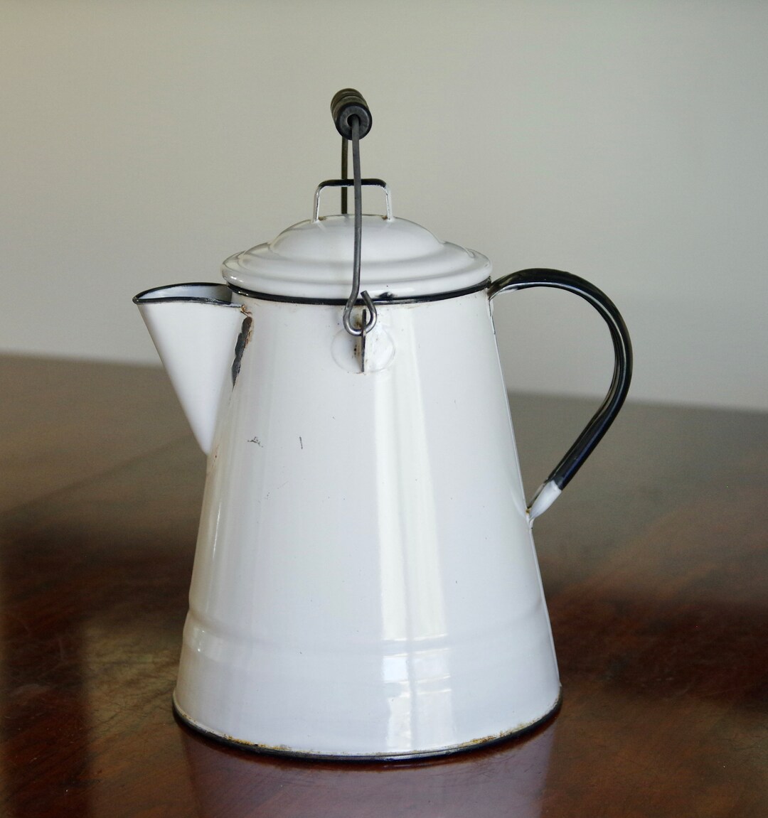 Vintage White Enamel Cowboy Coffee Pot Kettle - Farmhouse Decor - Etsy
