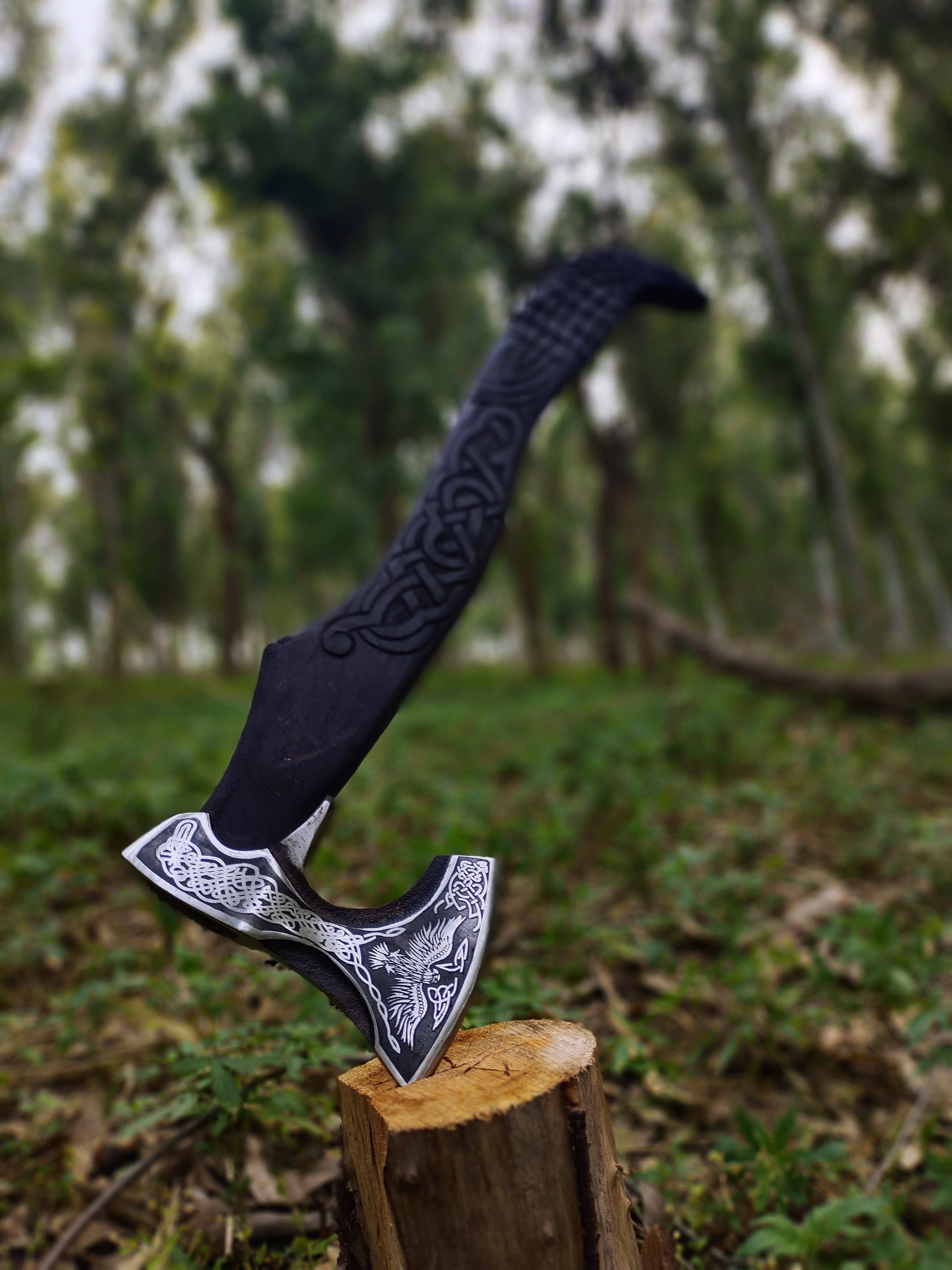 Handmade Forged Tomahawk Axe, Customized Raven Axe, Hatchet Axe ...