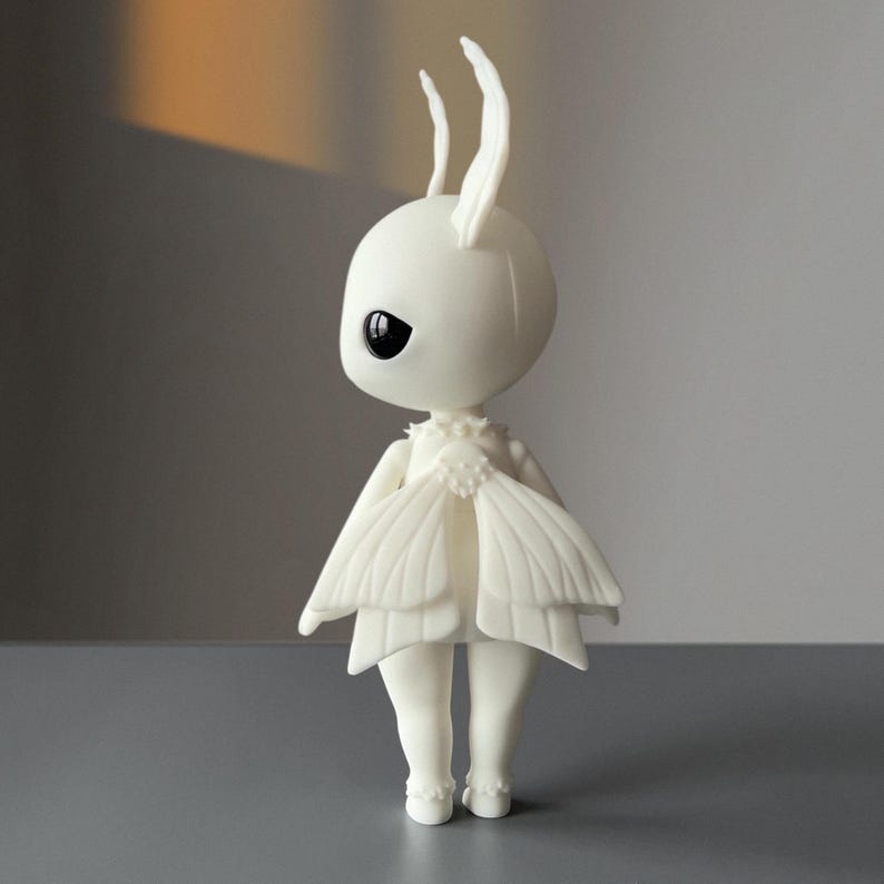 Blank Bjd Resin Doll (+ Pair of Eyes) Moth Insect Alien Mothman Ball ...