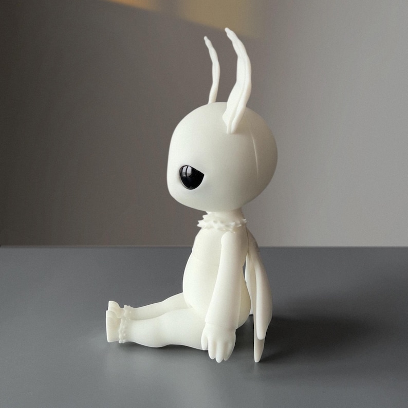 Blank Bjd Resin Doll (+ Pair of Eyes) Moth Insect Alien Mothman Ball ...