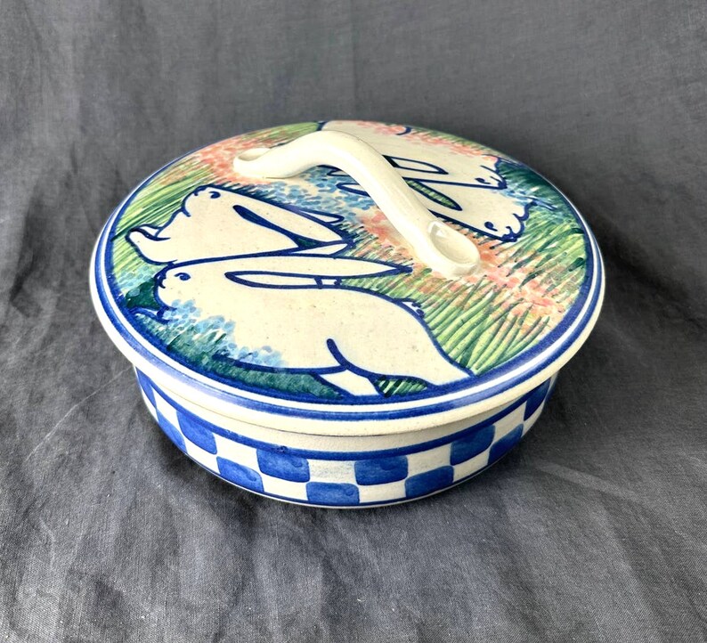 Vintage Debbie Dean Bunny Rabbits Pottery Casserole Bowl - Etsy
