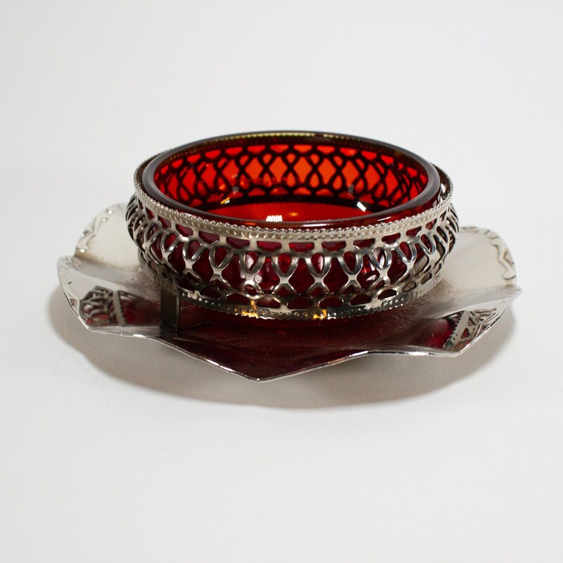 Red Glass Ashtray - Etsy