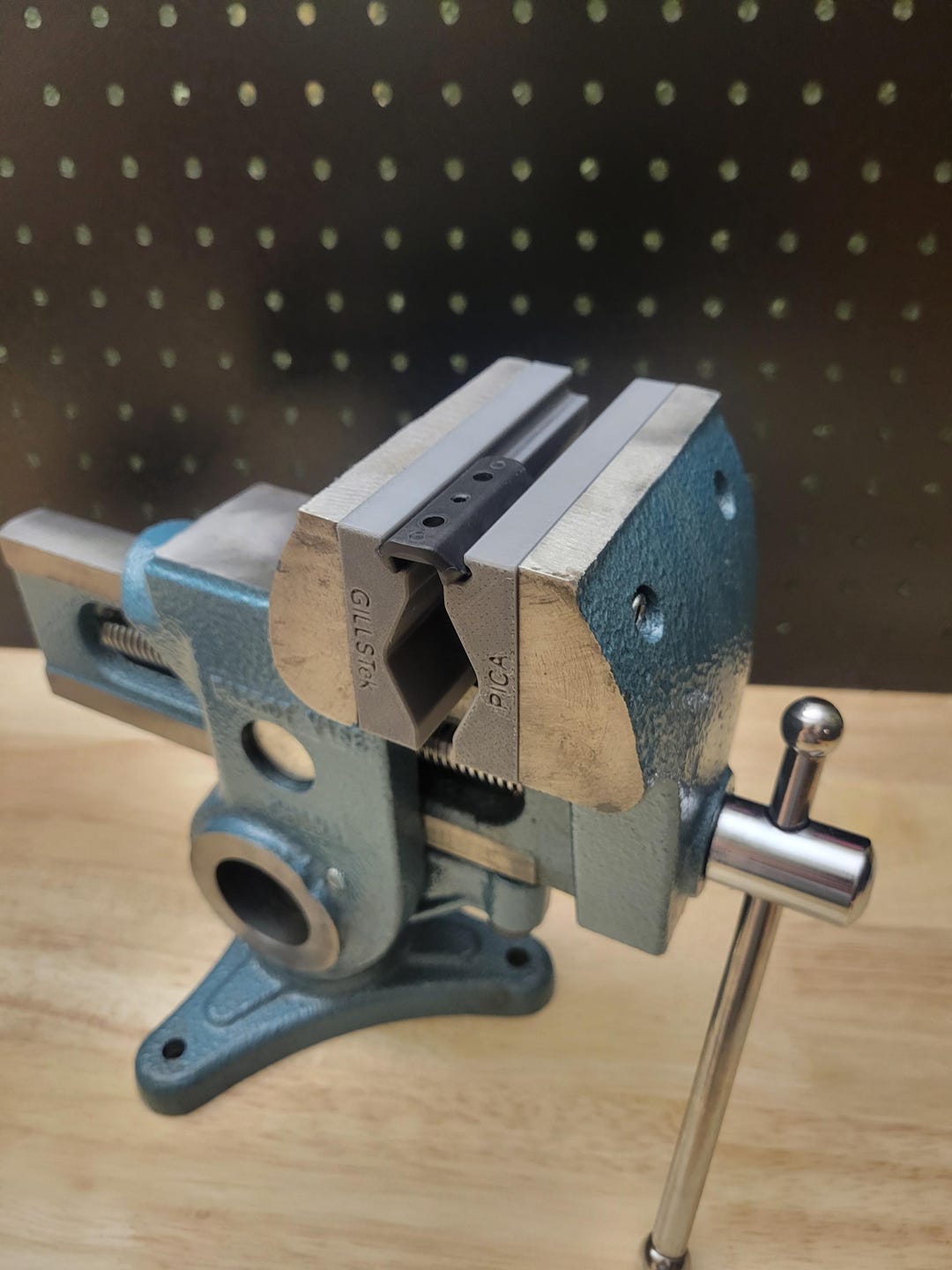 Parrot Vise Jaw Covers Picatinny Rail - Etsy