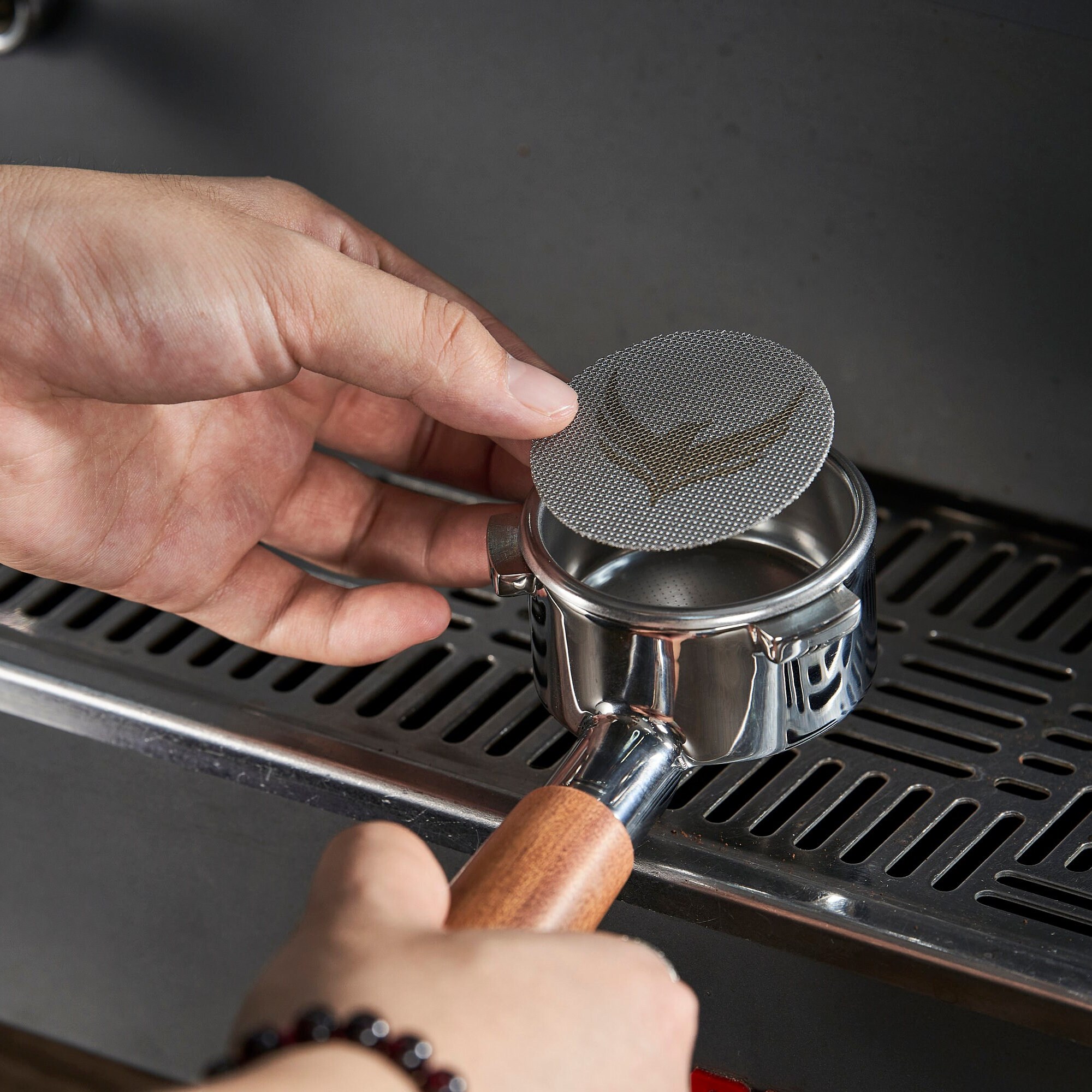 54mm Dosing Funnel Espresso Puck Screen Set KNODOS Grinder, 49% OFF