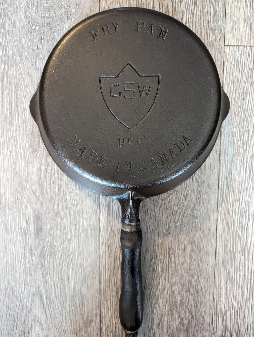 Vintage Cast Iron Skillet - Mcclary Made GSW No. 6 Wooden Handle, Made ...