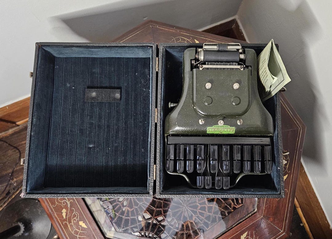Vintage Stenotype Court Reporting Machine La Salle With Case Non ...