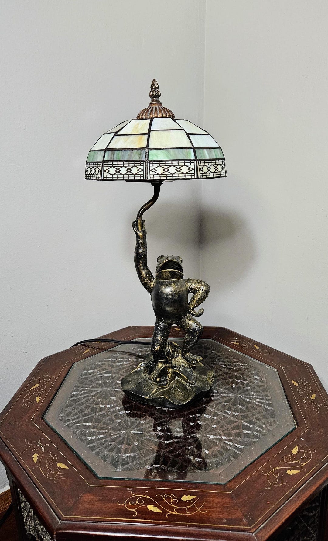 Frog Table Lamp With Stained Glass Shade - Etsy