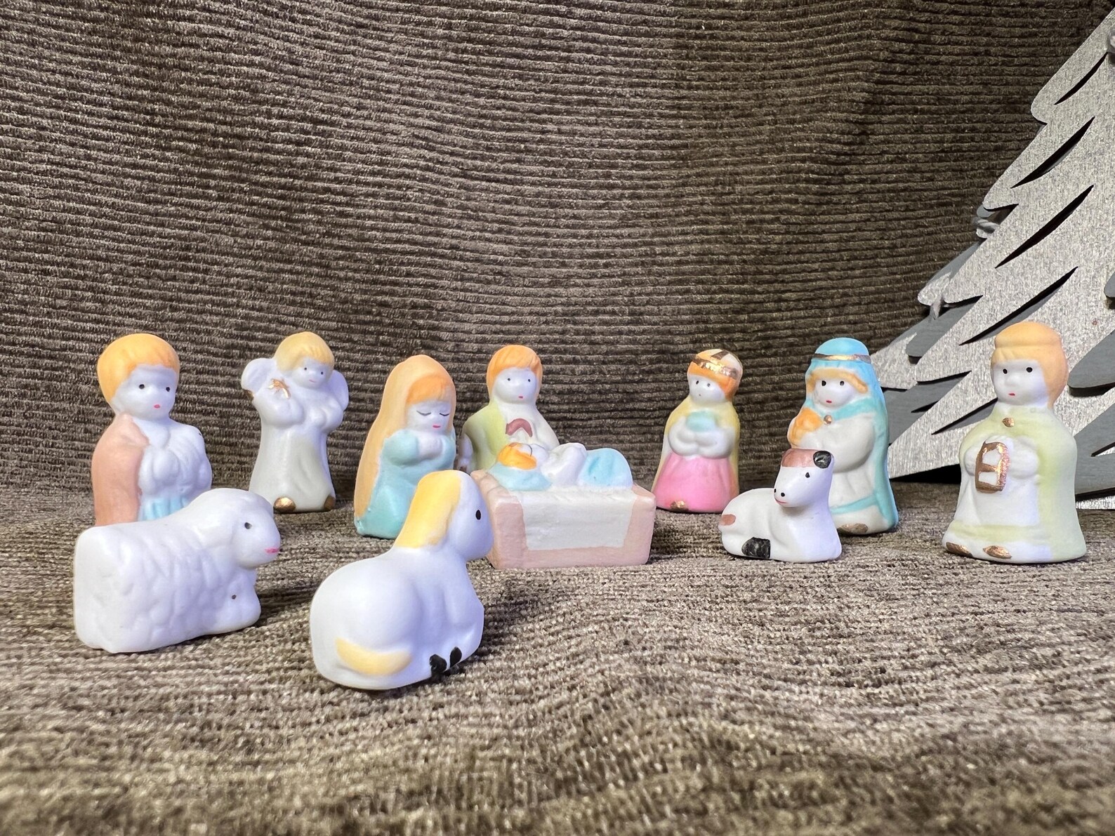 Miniature Nativity, Hermitage Pottery, 11 Pieces - Etsy