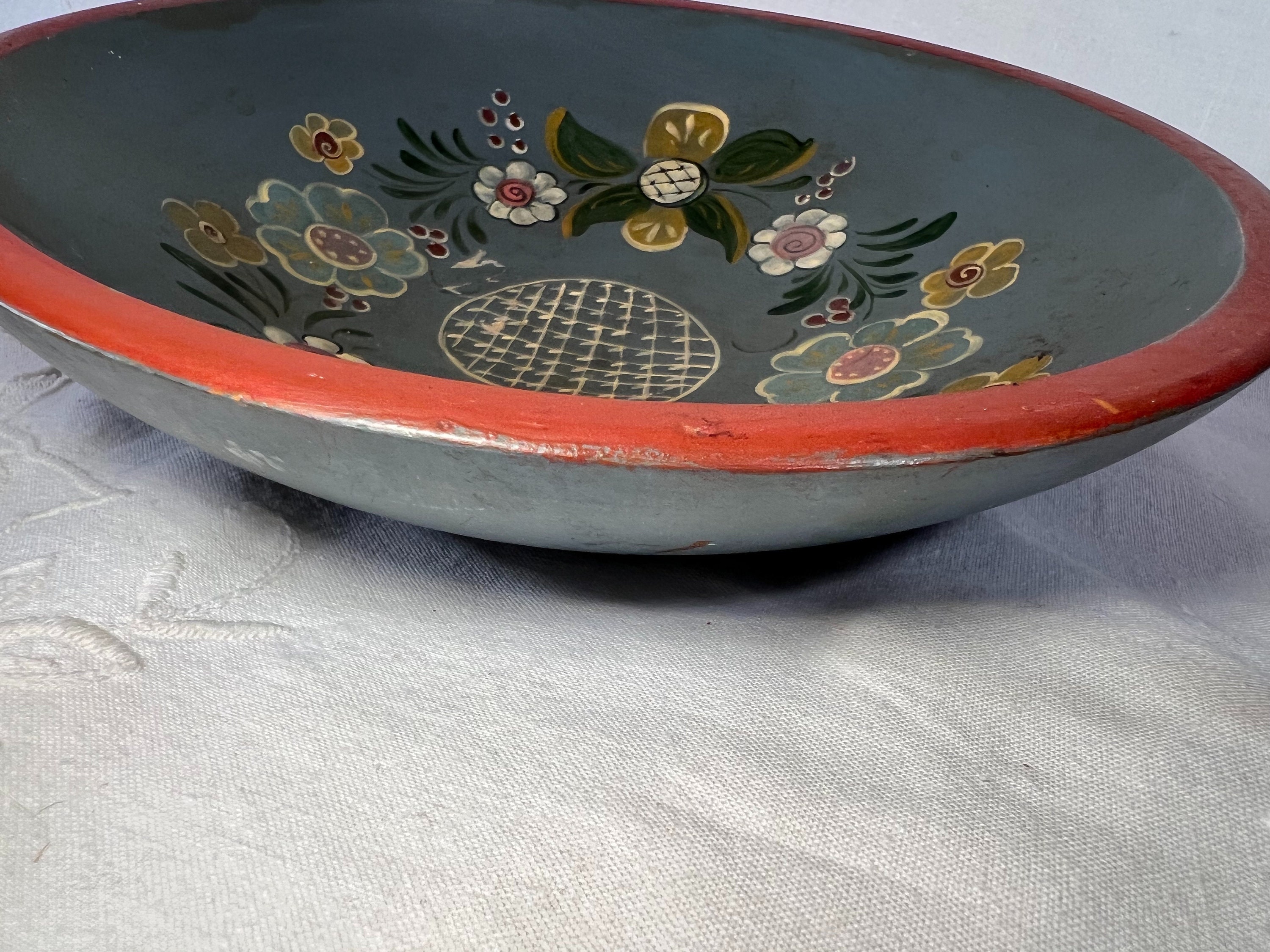 Folk Art Painted Wooden Bowl With Flowers, Vintage and Decorative - Etsy