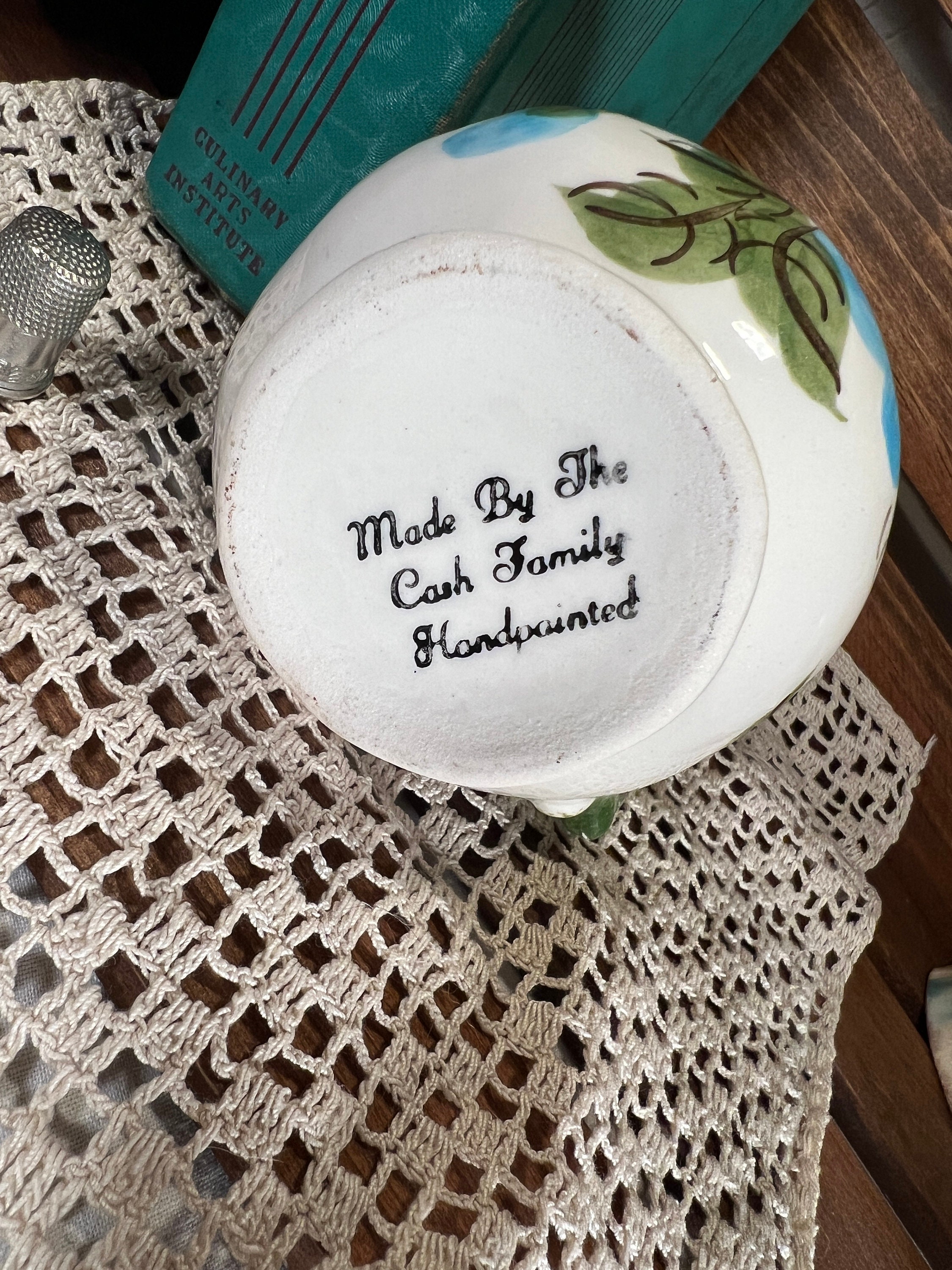 Mini-pitcher / Creamer Cash Family Pottery - Etsy