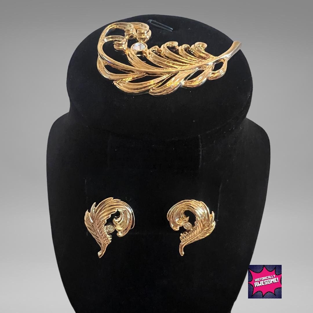 Vintage Precious Plume Jewelry Set - Pin Brooch and Earrings - RARE ...