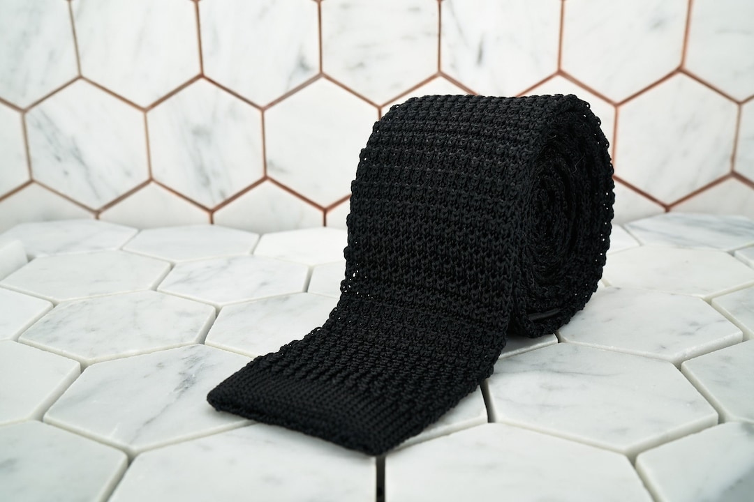Jet Black Knitted Silk Tie Flat End Tip Tail Sleek Pure Black Dappered ...