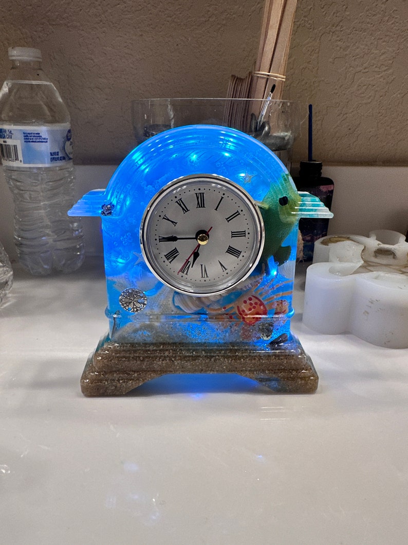 Custom Resin Clock - Etsy