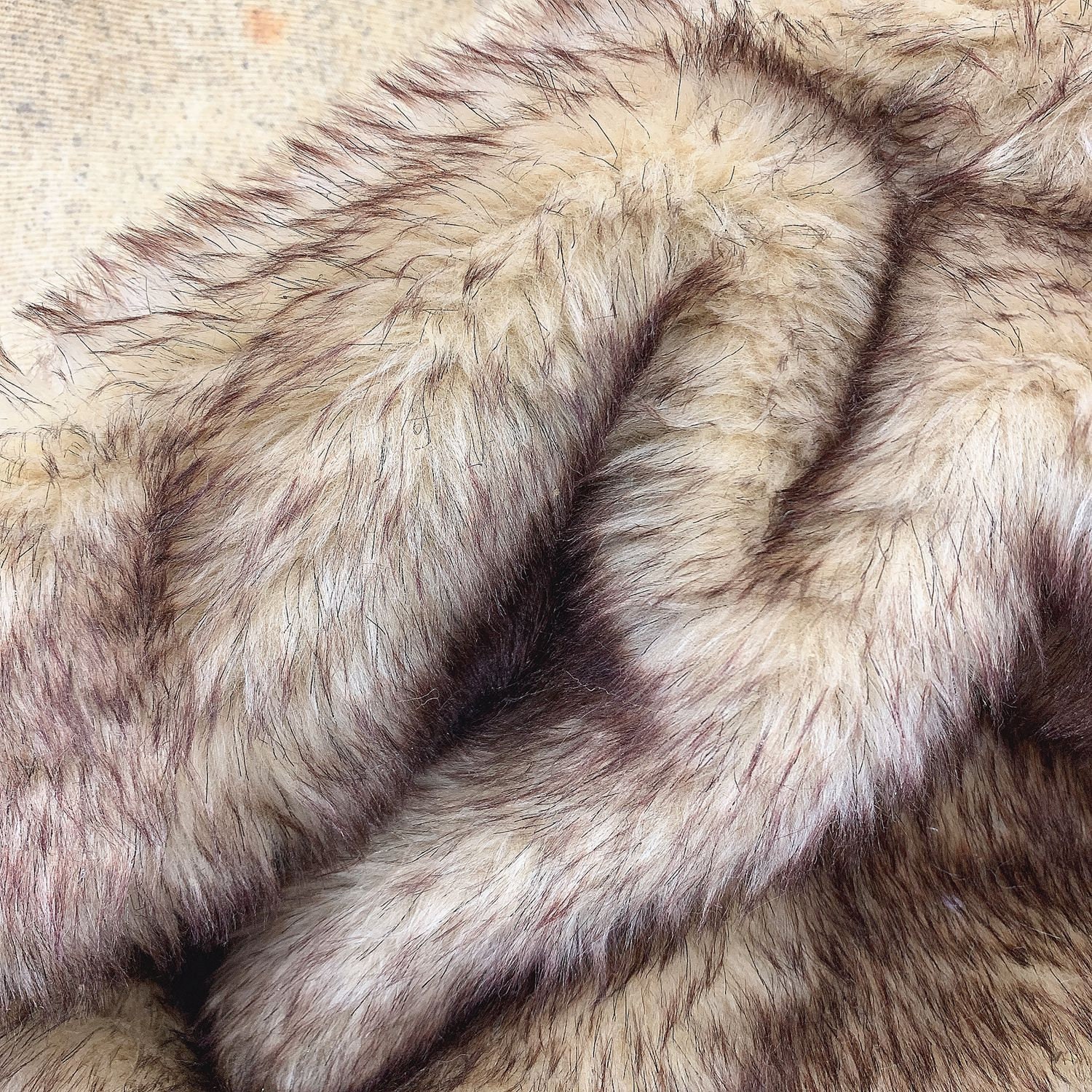 Short Pile Faux Raccoon Fur With Black Tips,bi-colored Fluffy Wolf Fur ...