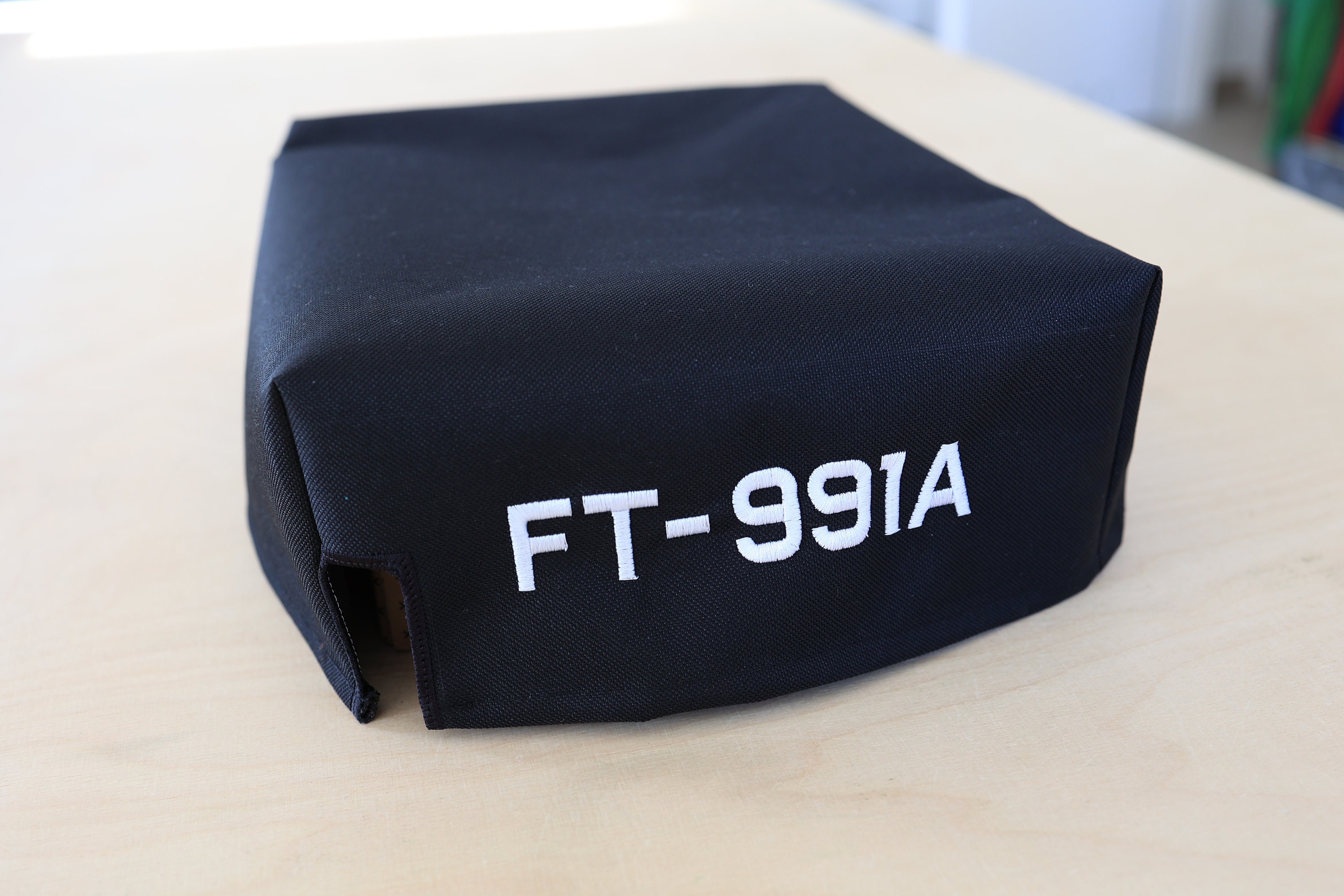 FT-991A Dust Cover With MIC Window Waterproof Material Embroidered ...