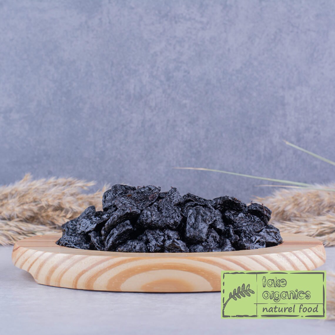 Seeded Black Raisins, Dry Black Grape, Organic Seeded Dried Black Grape ...