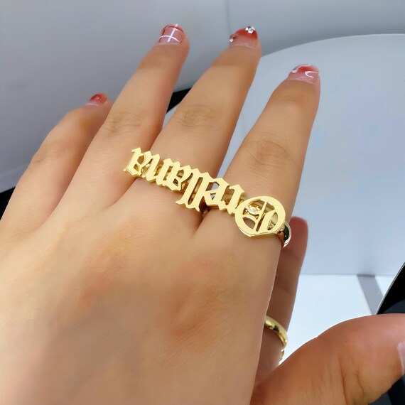 Benutzerdefinierte Name Ring zwei Finger Ring personalisierte Name Ring Gold Typenschild Ring alte englische Name Ring Typenschild Ring Geburtstagsgeschenke Etsy