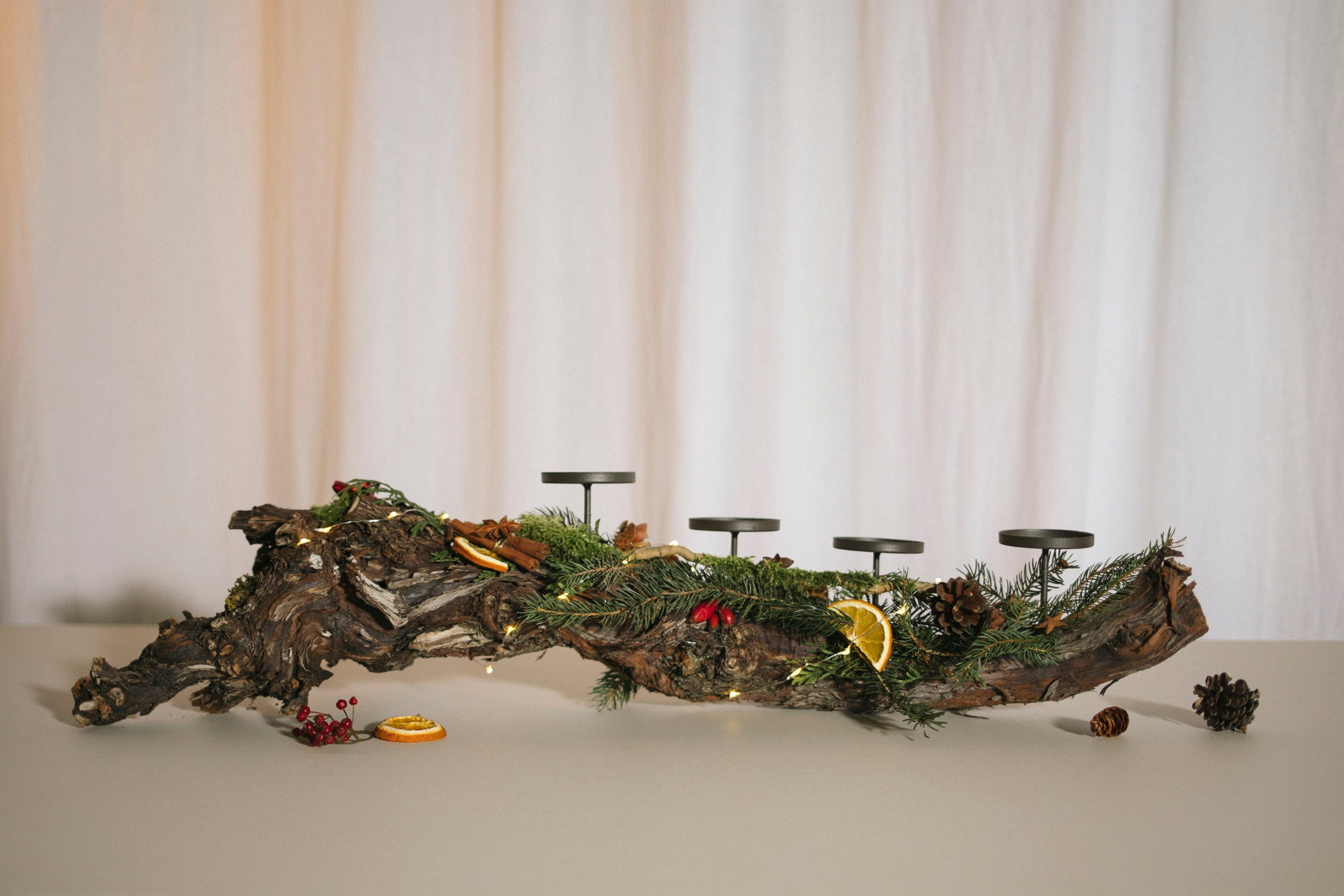 Adventsweinstock Adventskranz aus einem Weinstock / Weinrebe / Holz ...