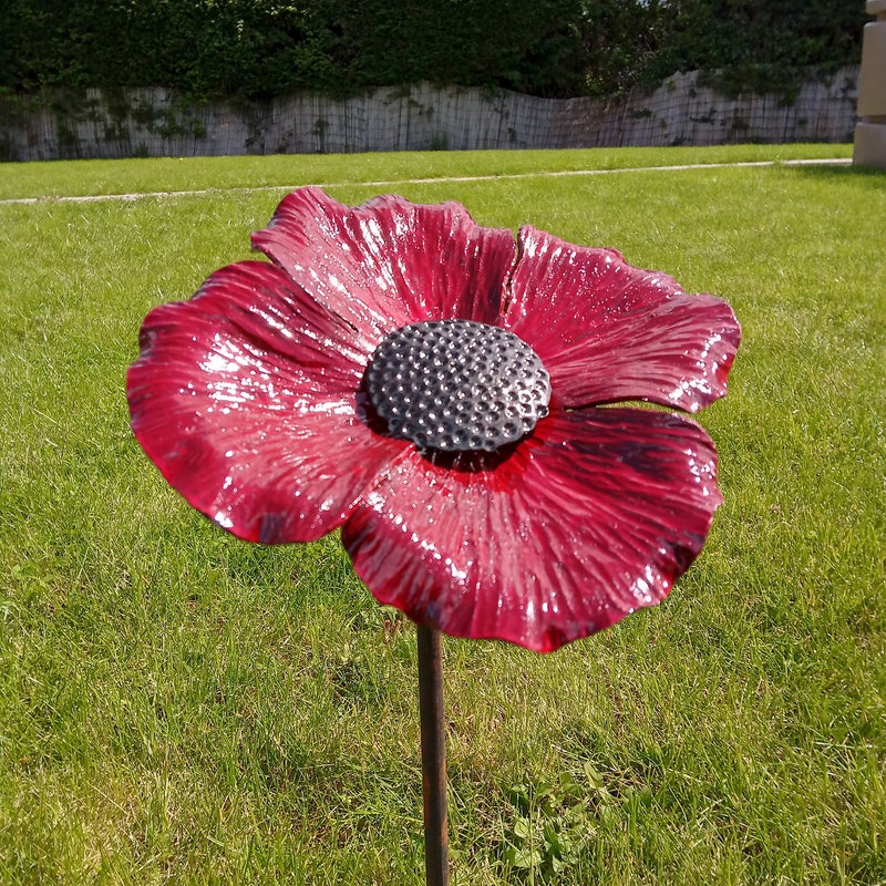 Metal Poppies for Garden - Etsy UK