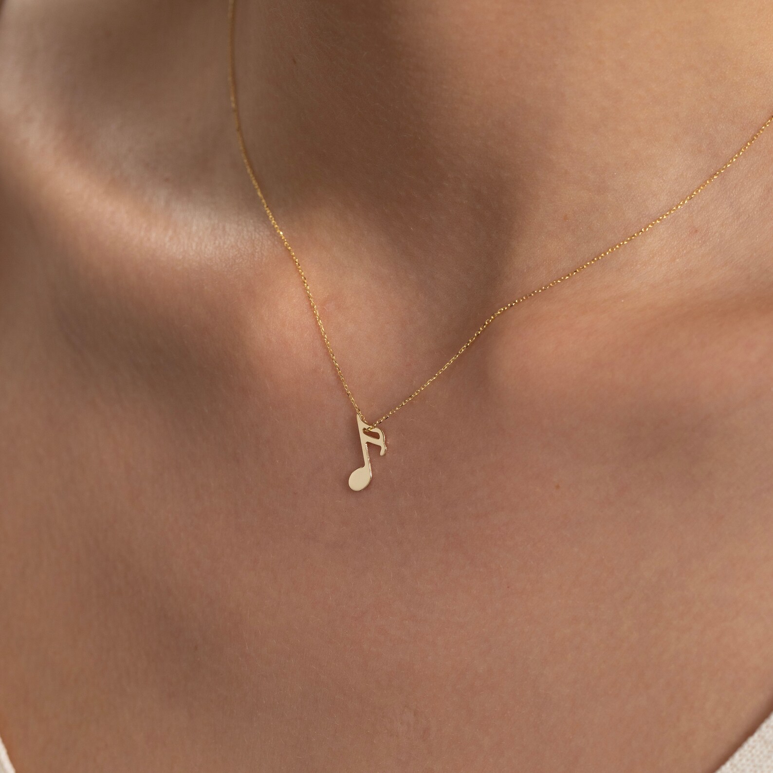 Music Note Necklace in 14k Solid Gold Dainty Polished Note Pendant for ...