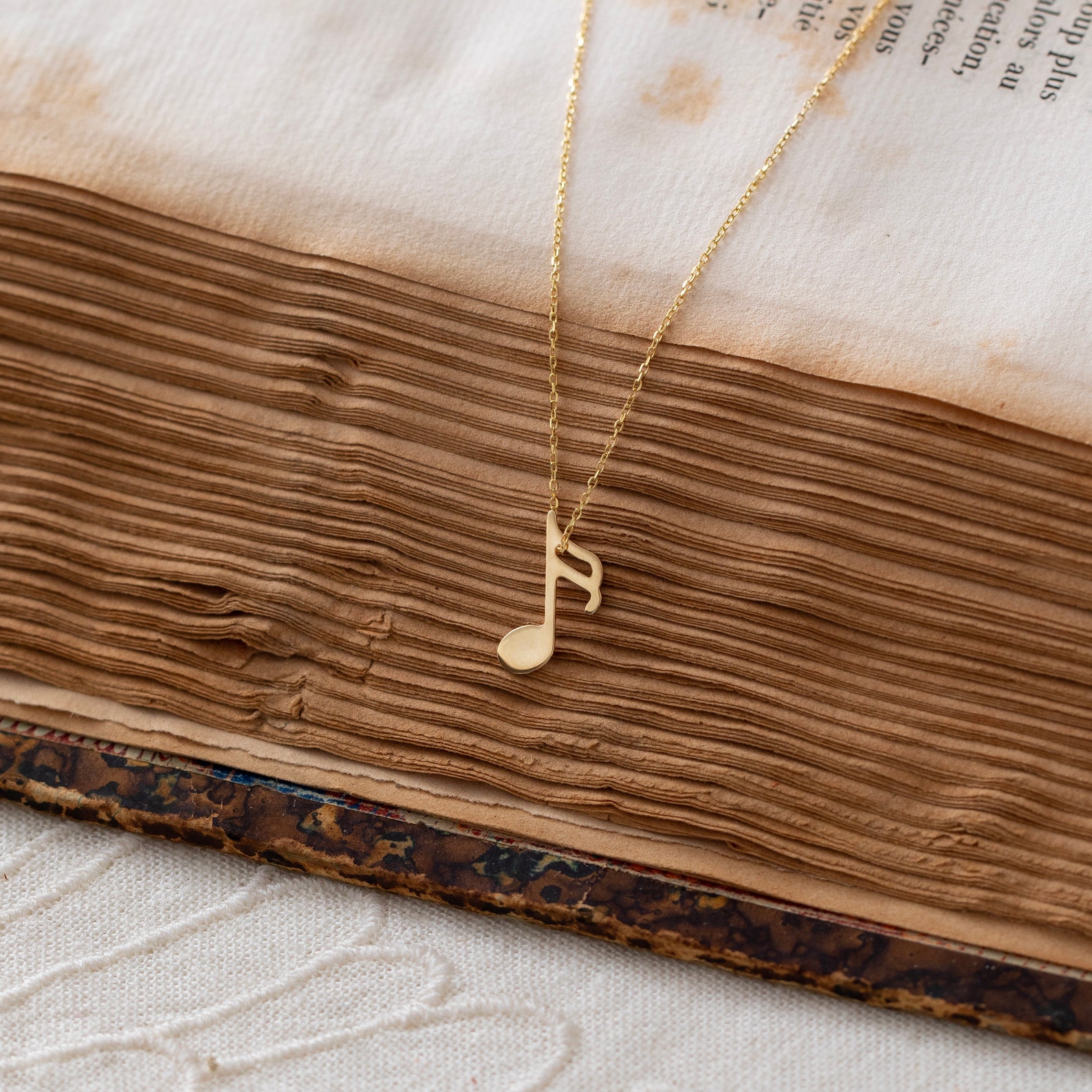 Music Note Necklace in 14k Solid Gold Dainty Polished Note Pendant for ...