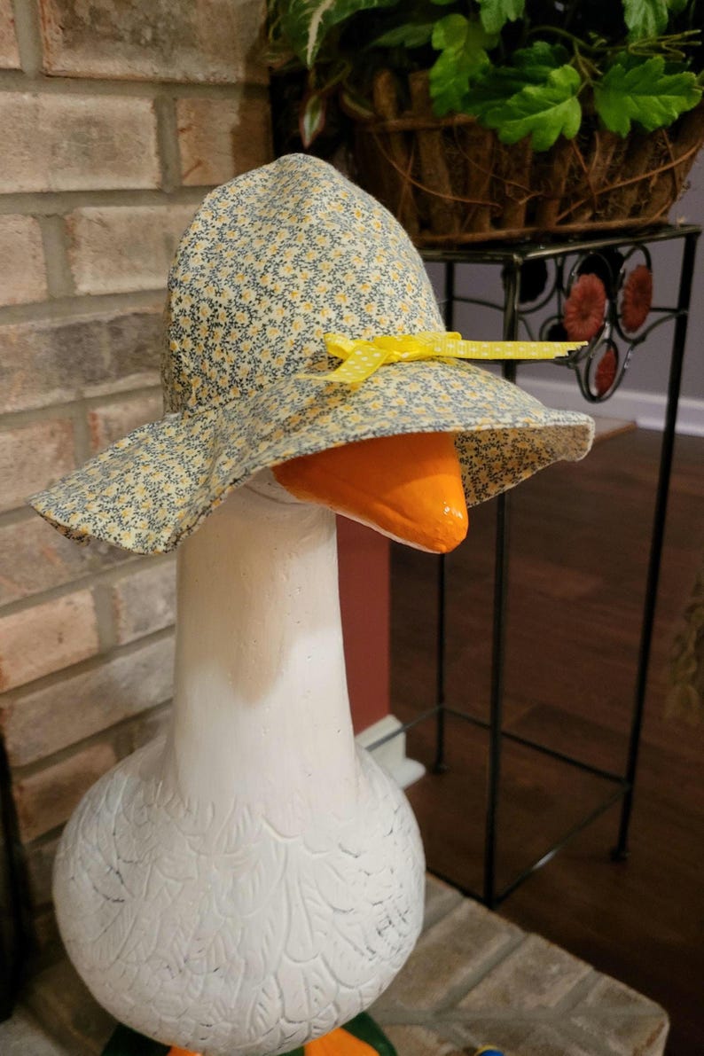 BUCKET HAT, Porch Goose, Brimmed Hat, Sunbonnet, Head Covering ...