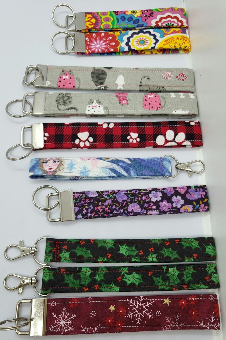 ASSORTED Keychains, Fabric Key Ring, Key Fob Wristlet Key Holder ...