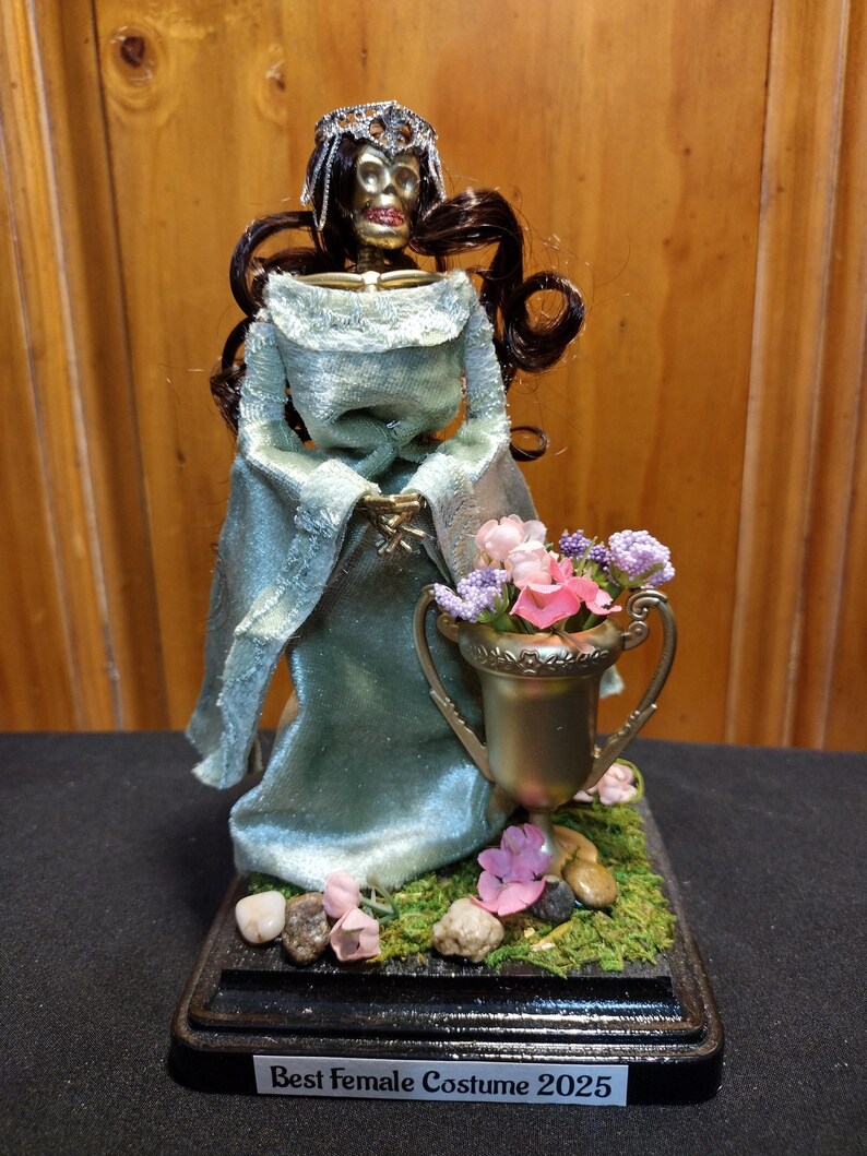 Most Elaborate Costume Halloween Trophy - Etsy