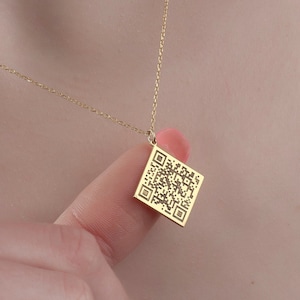 Personalized QR Code Necklace Custom Scannable QR Code Jewelry 925 ...