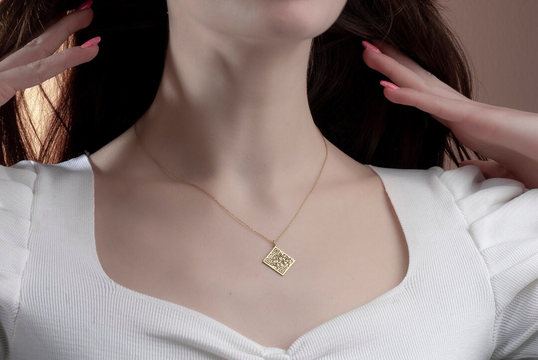 Personalized QR Code Necklace Custom Scannable QR Code Jewelry 925 ...