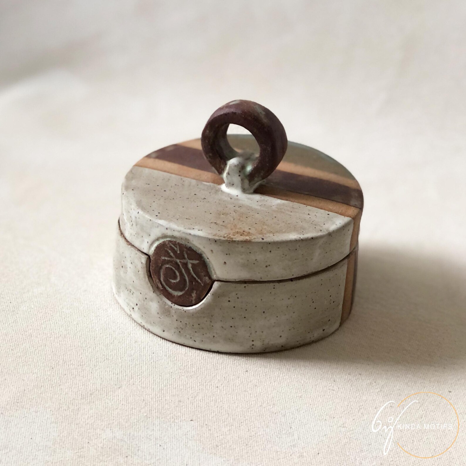 Handmade Pottery Box | Motifs & Patterns | Rustic | Handmade Home Décor ...