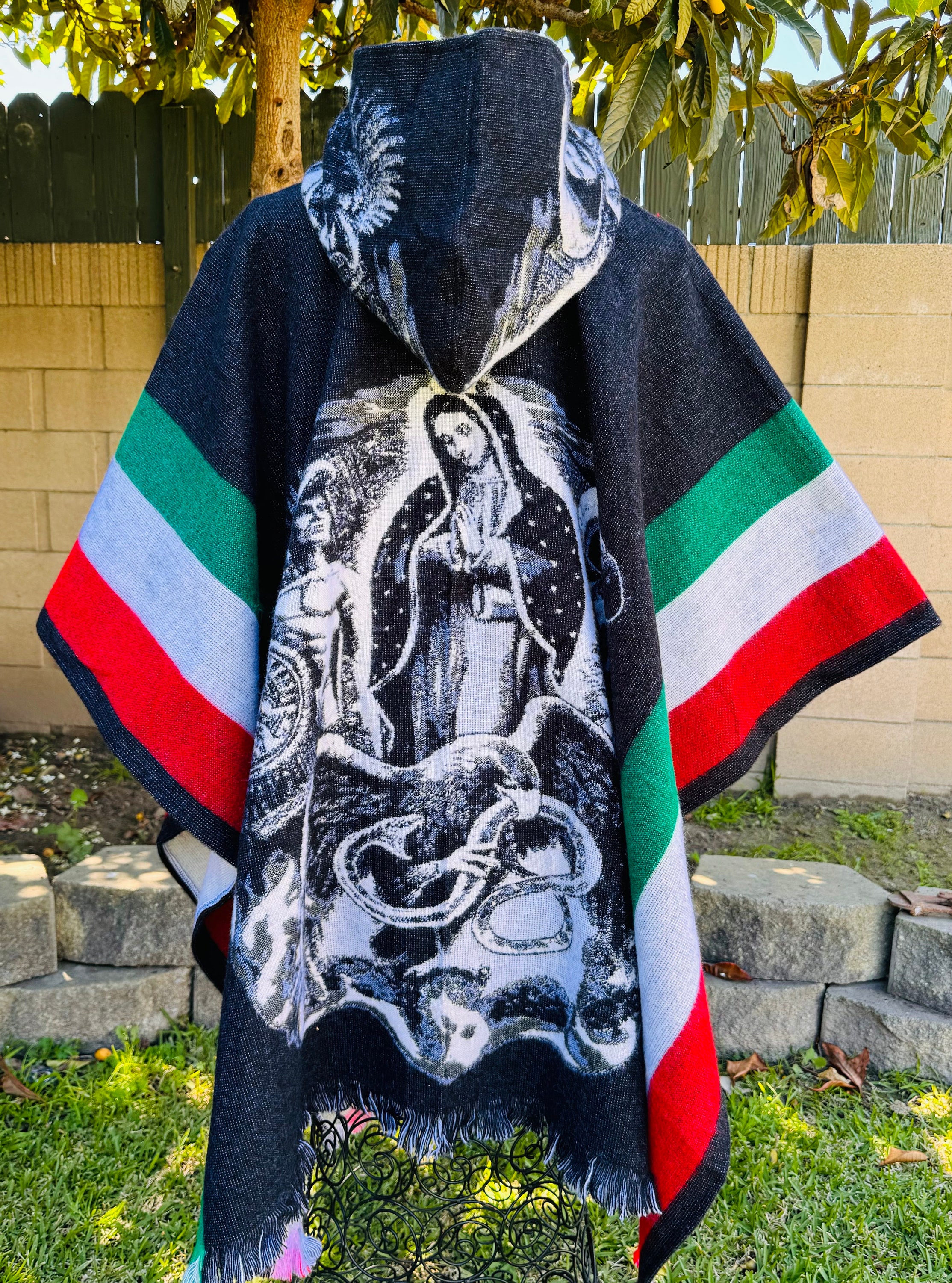 Native American Poncho, Unisex Hooded Alpaca Wool Cape, Winter Season ...
