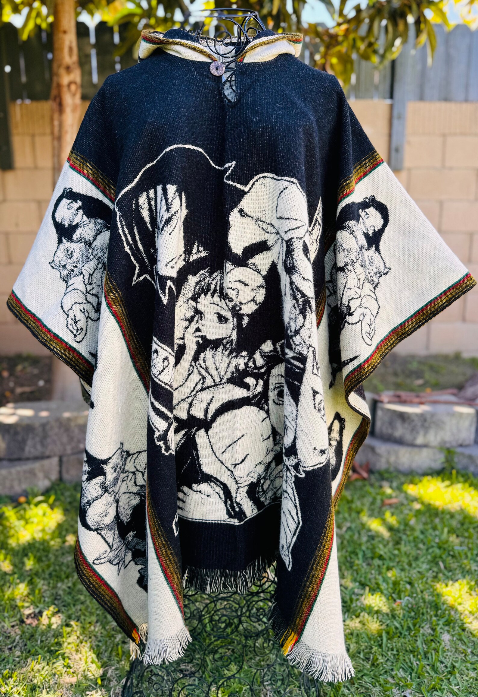 Anime Alpaca Poncho, Poncho Unisex Hooded Alpaca Wool Cape Exclusive ...