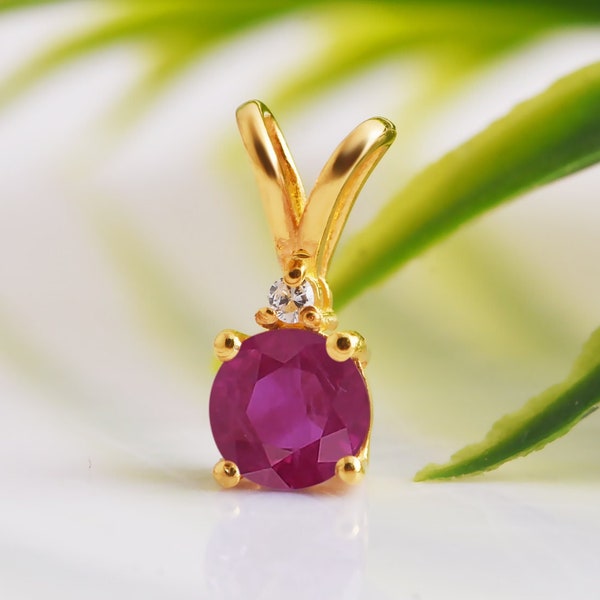 Natural Ruby Pendant - Etsy