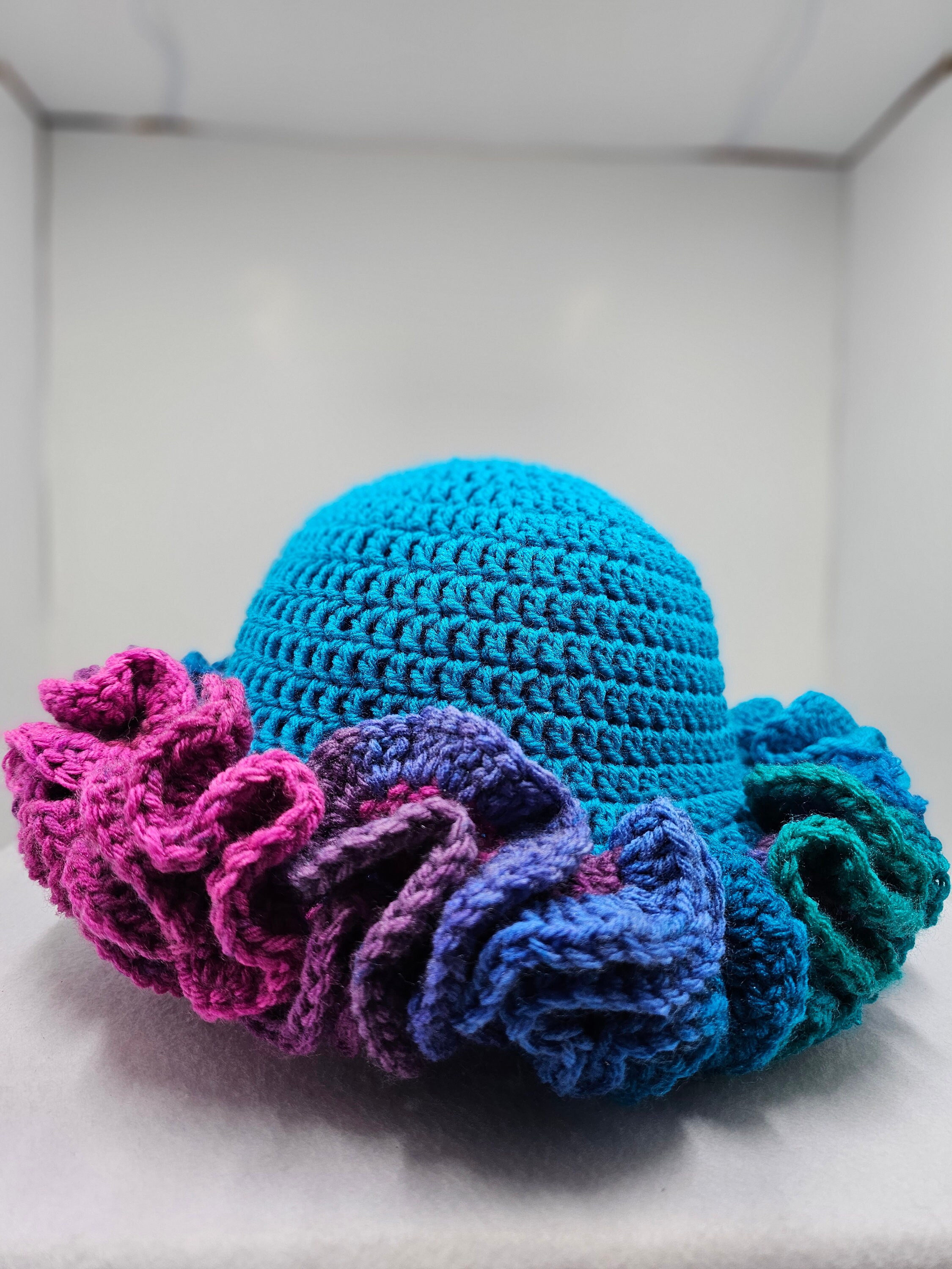 Star Busrt - Crochet Ruffle Hat, Crochet Beanie, Fall Fashion, Ruffle ...