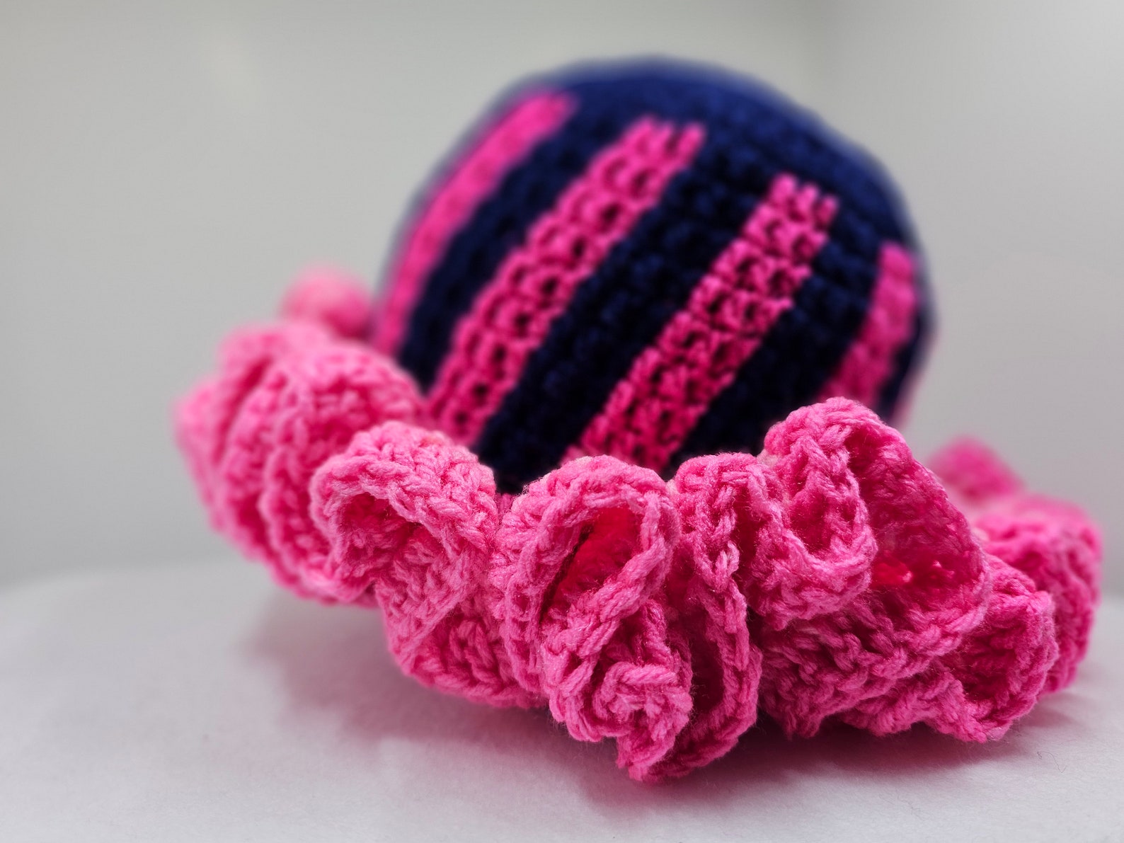 Star Busrt - Crochet Ruffle Hat, Crochet Beanie, Fall Fashion, Ruffle ...