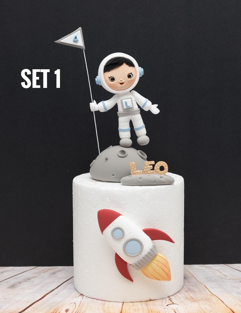 Astronaut Cake Topper, Rocket Cake Topper, Planets Cake Decoration Made ...